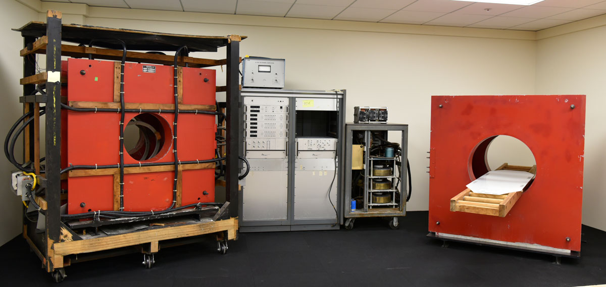 Illinois MRI Exhibit at Beckman Institute displays first human MRI ...