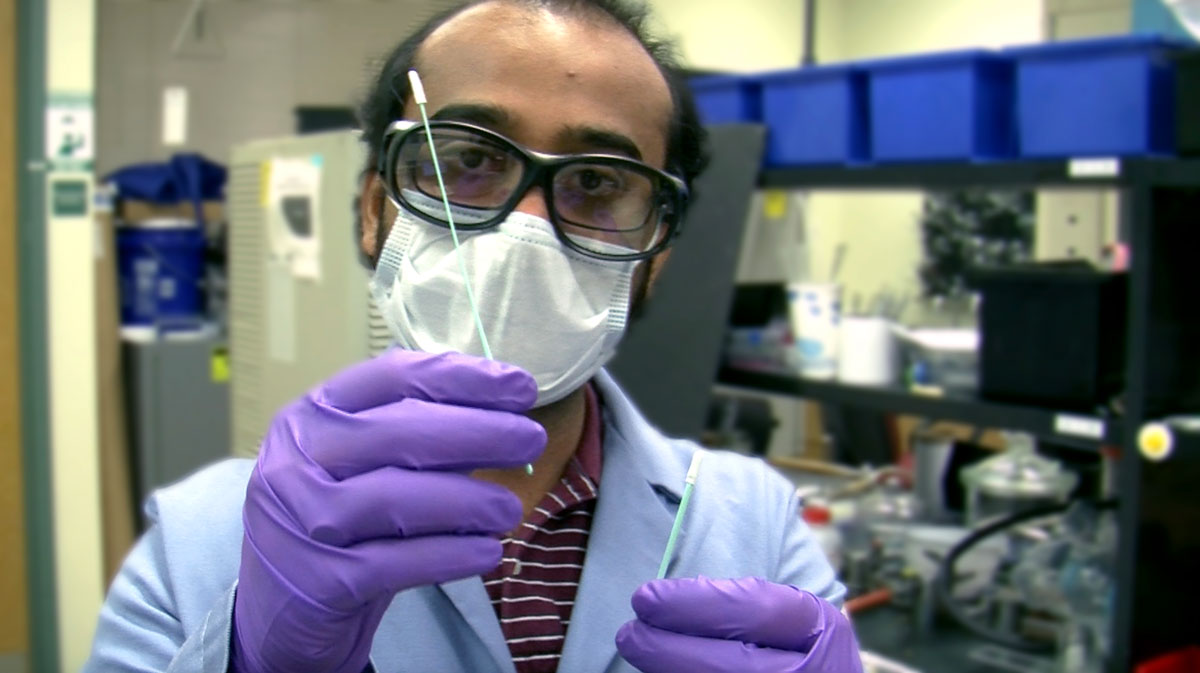 Campuswide effort makes nasal swabs for COVID testing | Beckman Institute